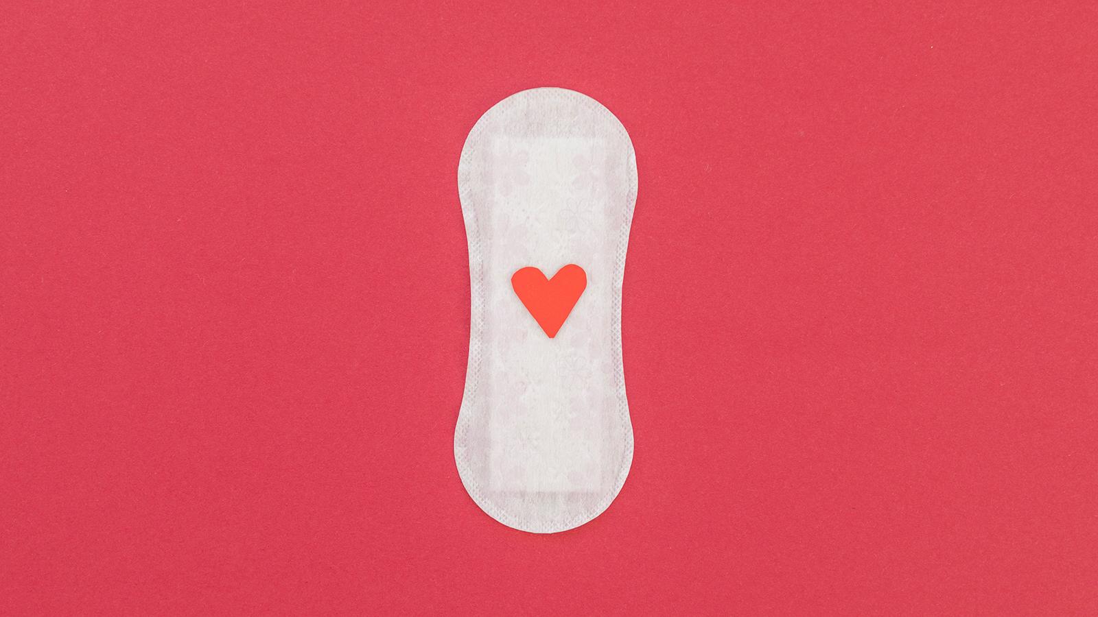 Menarca: entendendo a primeira menstruação | E aí, rolou?